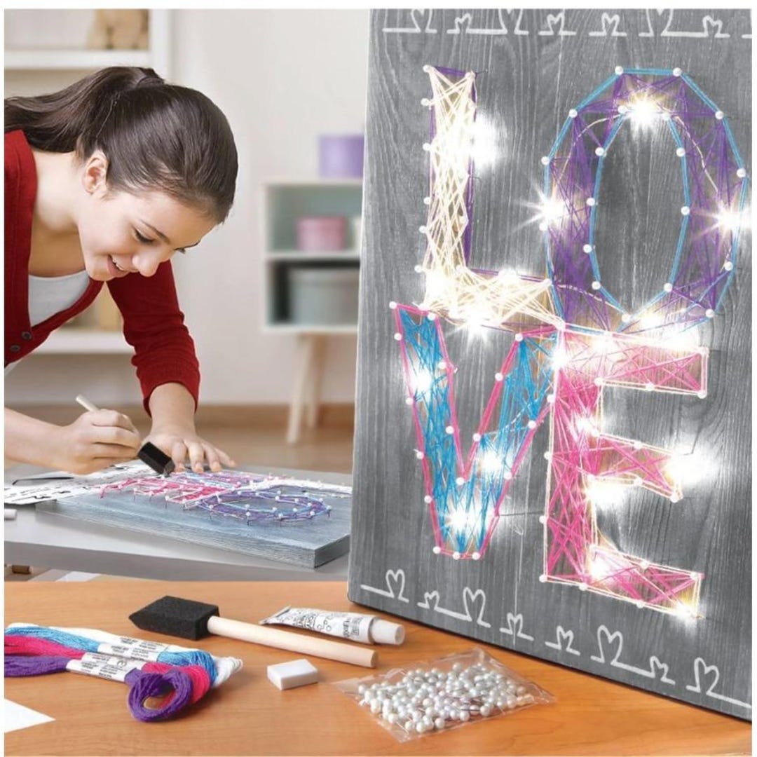 Discovery DIY Light-up String Art Kit With LED Sign & Accessories for ...