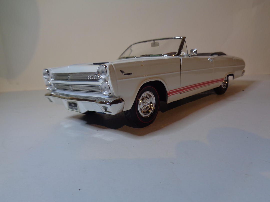 Road Signature 1966 Mercury Cyclone 1/18 Diecast Model - Etsy