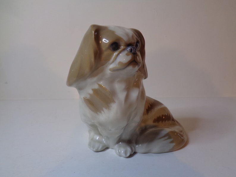 Royal Copenhagen Pekingese Squatting No 1772 - Etsy