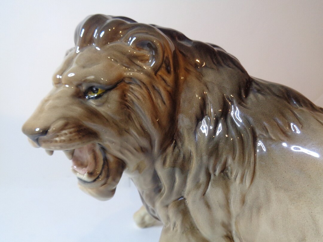 Beswick Lion Standing No 2554B - Etsy