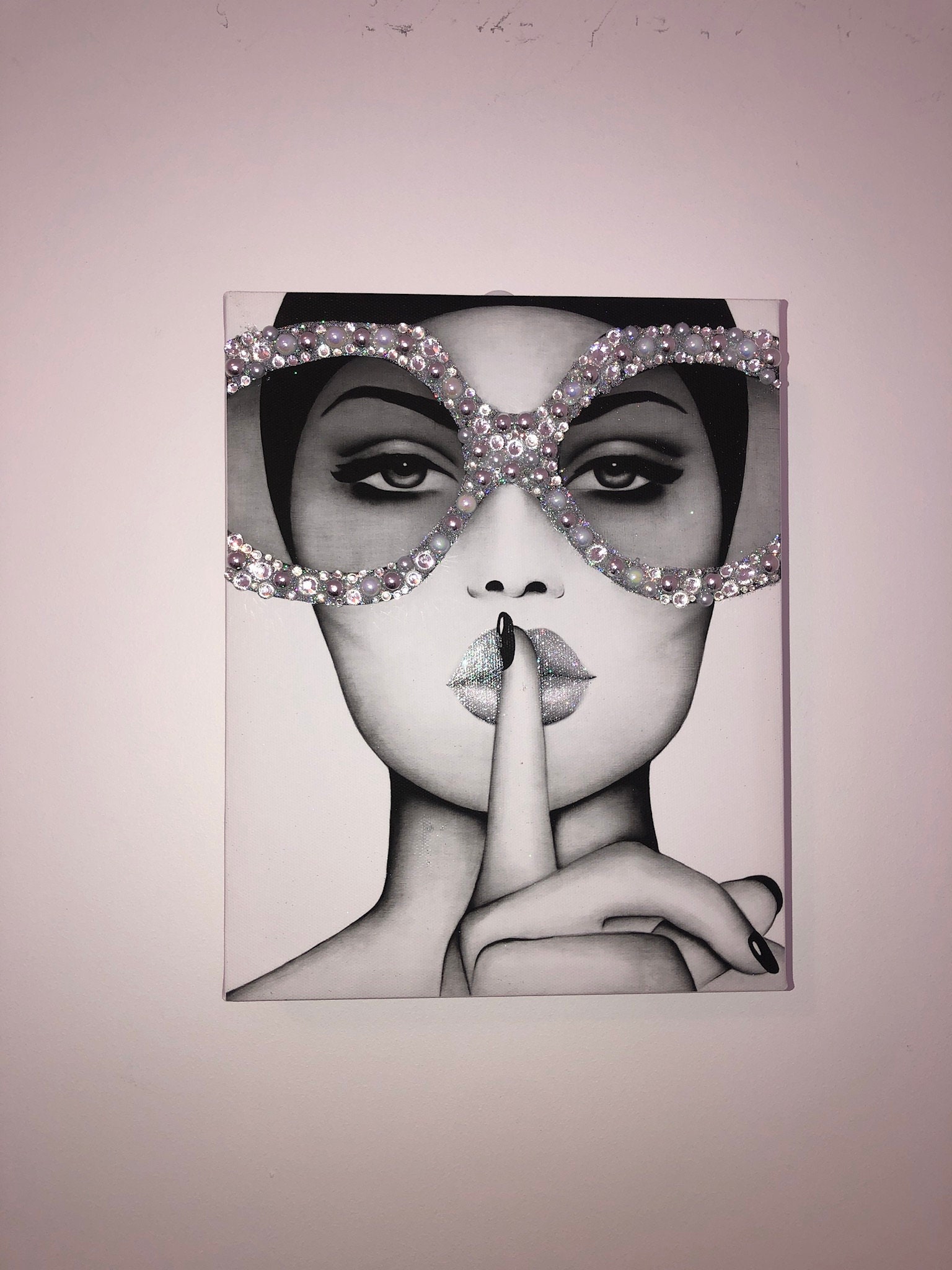 Glitter Wall Canvas Girl in Large Glasses Glam Room Wall - Etsy