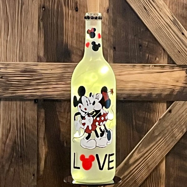Minnie Mouse Wine - Etsy