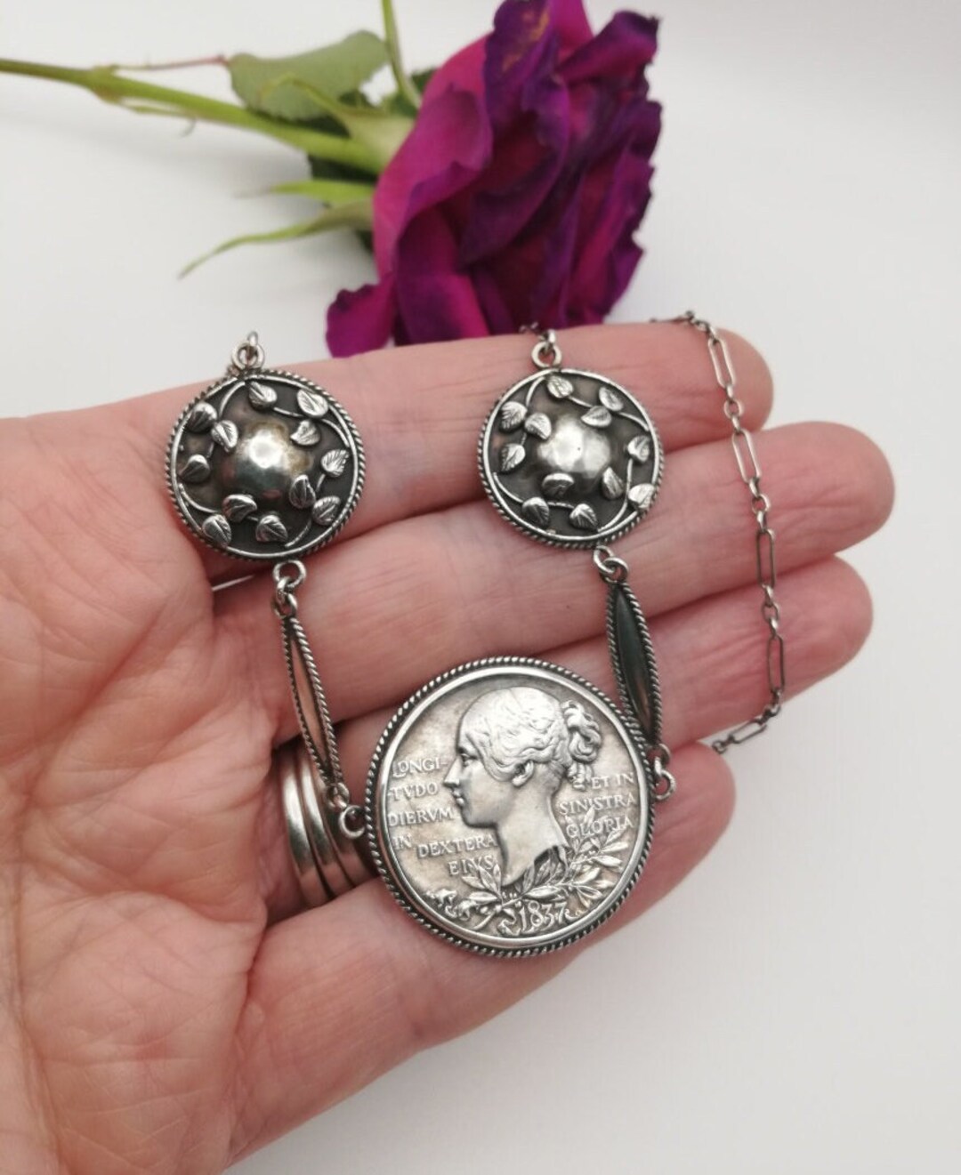 1897 Arts and Crafts Necklace Rare Hand-crafted in Silver With Queen ...