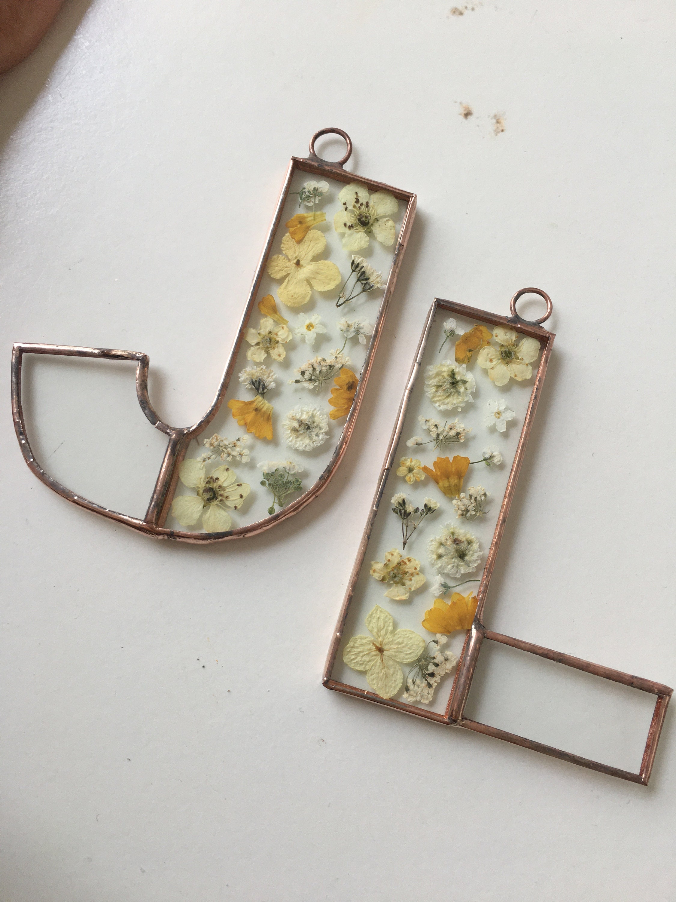 Personalised Stained Glass Pressed Flowers Initial Frame | Etsy