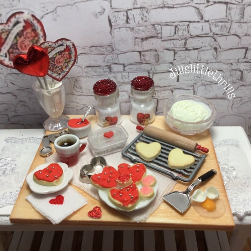 Miniature Valentine Red Heart Cookies 1 12 Scale Dollhouse Etsy