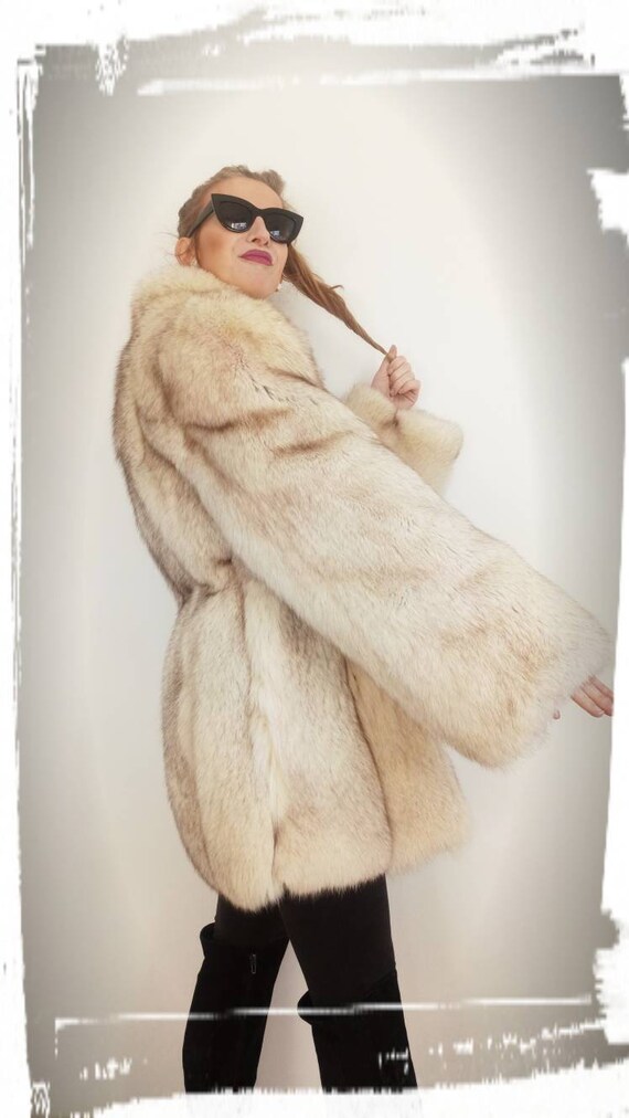 White fox fur coat MEDIUM size/ vintage fox fur coat/… - Gem