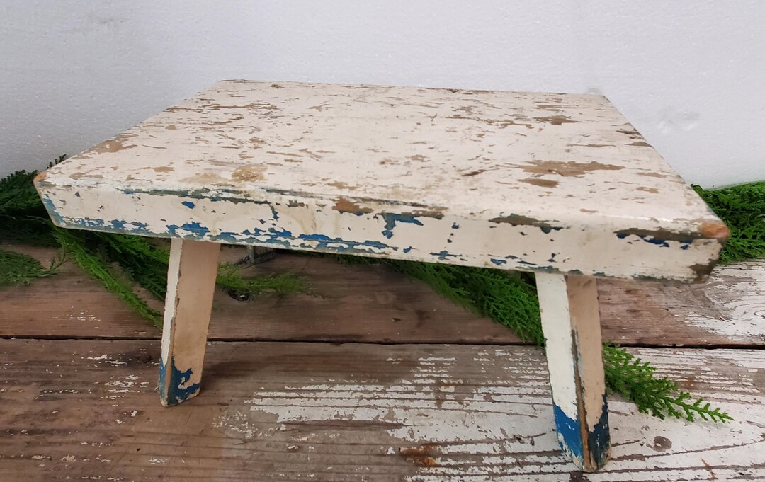 Antique Primitive Wood Milking Stool White Chippy Paint Farmhouse Decor ...