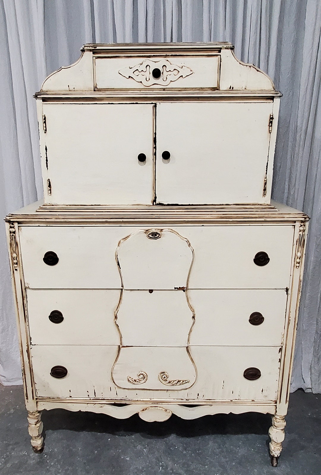 Antique Depression Era Painted Ivory Distressed Dresser/chest Double ...
