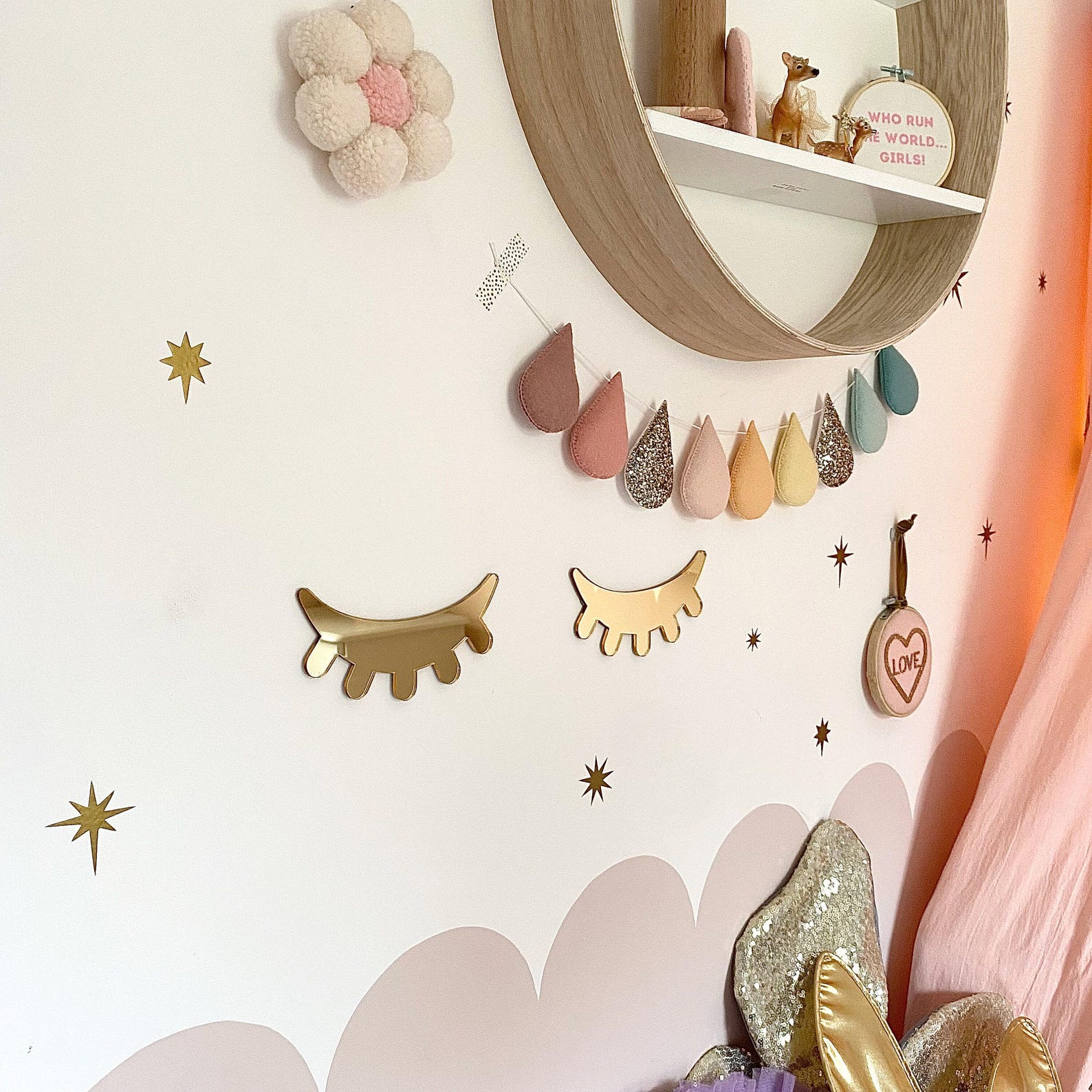 Cluster Star Wall Decals for Kids Rooms, Celestial Wall Stickers ...