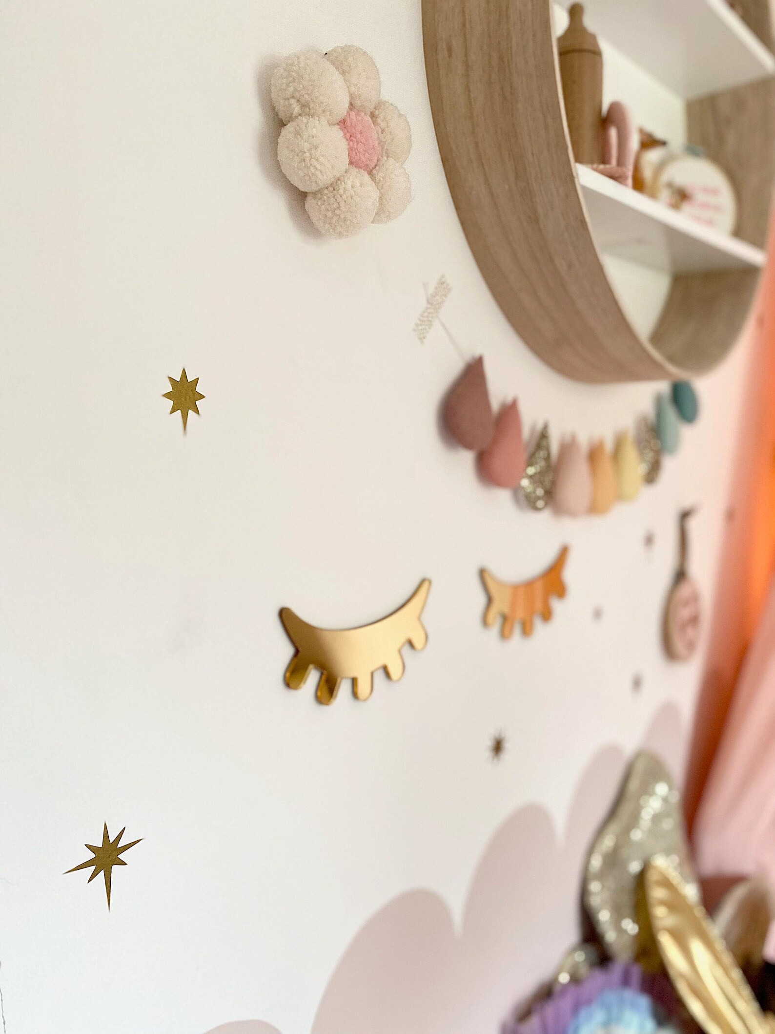 Cluster Star Wall Decals for Kids Rooms, Celestial Wall Stickers ...