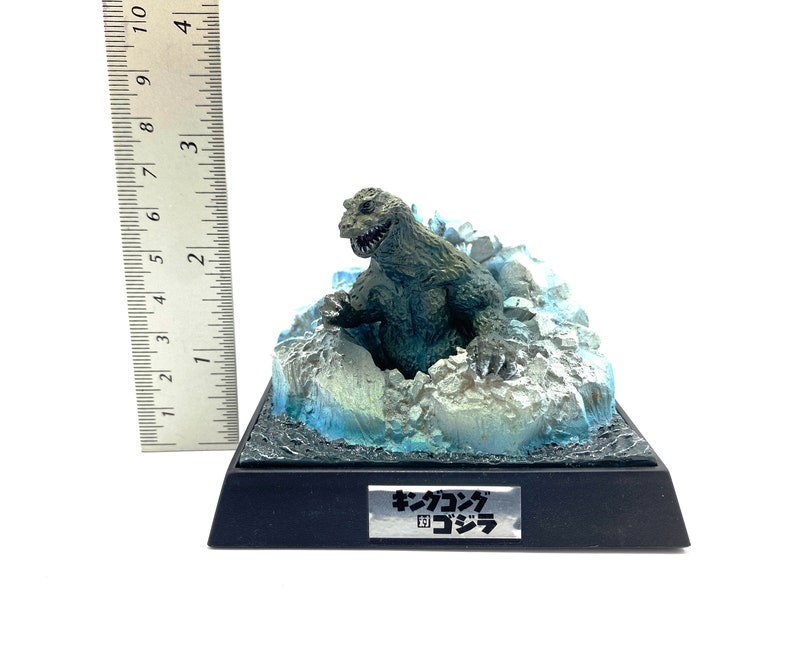 Godzilla Vs. King Kong 1962 Bandai Polystone Diorama Vintage - Etsy