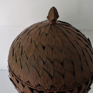 Globe Shaped Centerpiece With Leaves and Lid - Etsy