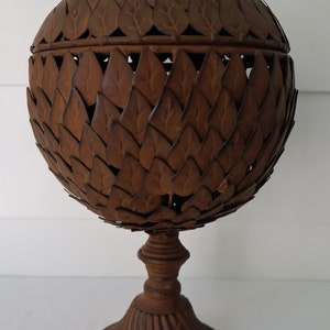 Globe Shaped Centerpiece With Leaves and Lid - Etsy
