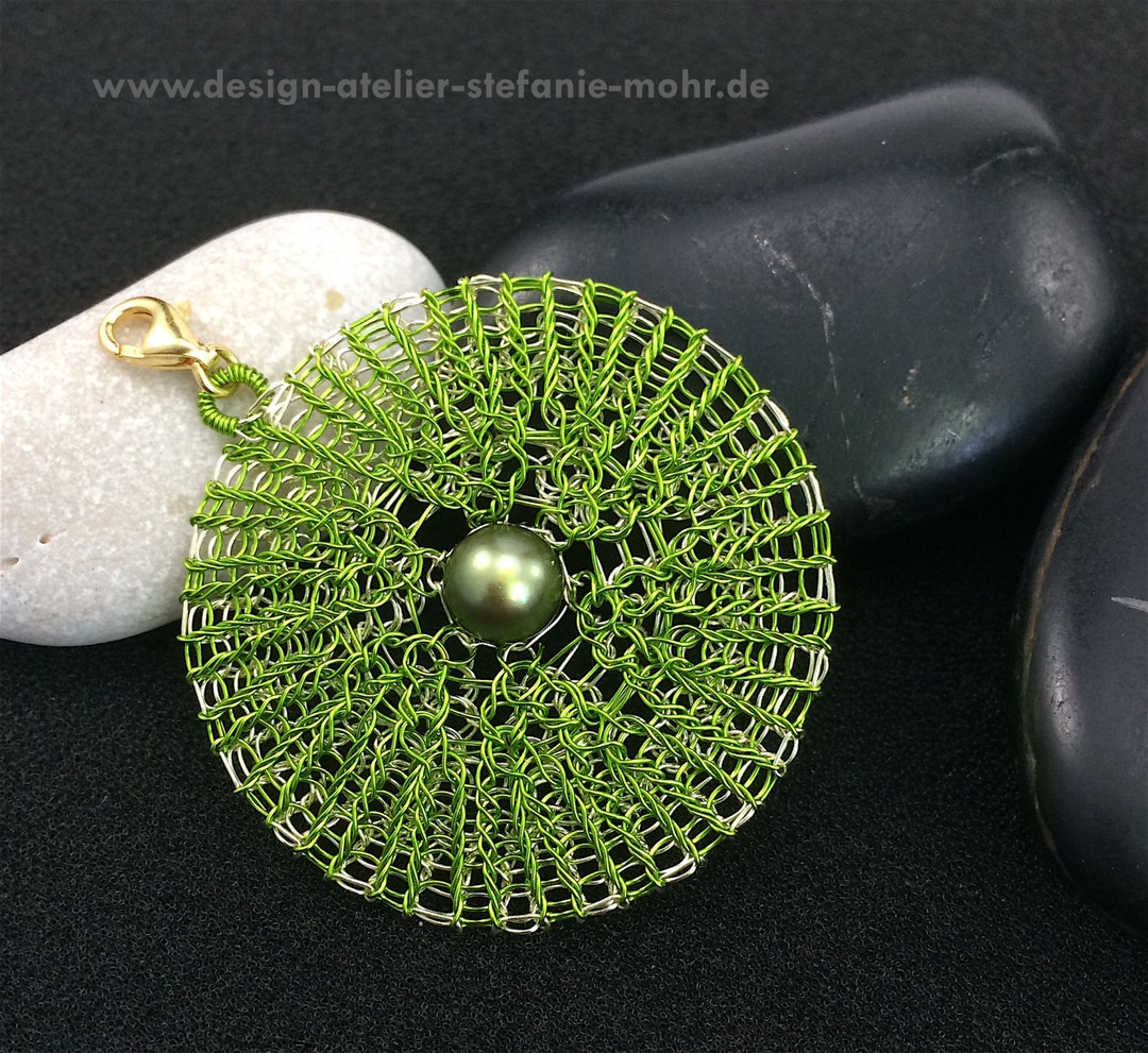 Wire Crochet Pendant VICE-VERSA Green/gold Colored With a Freshwater ...