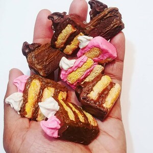 Pink Frosted Cake Pin, Cute Brooch 3D Food Pin, Food Jewelry, Cute ...