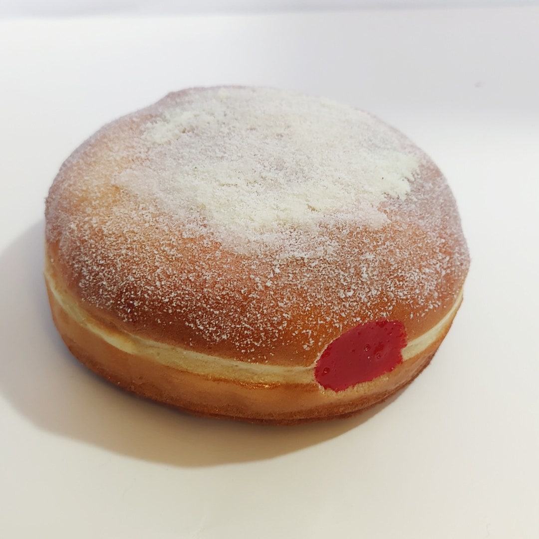 4.5 Inch Jelly Donut Wall Decor, 3D Fake Food Art, Chocolate Donut Prop ...