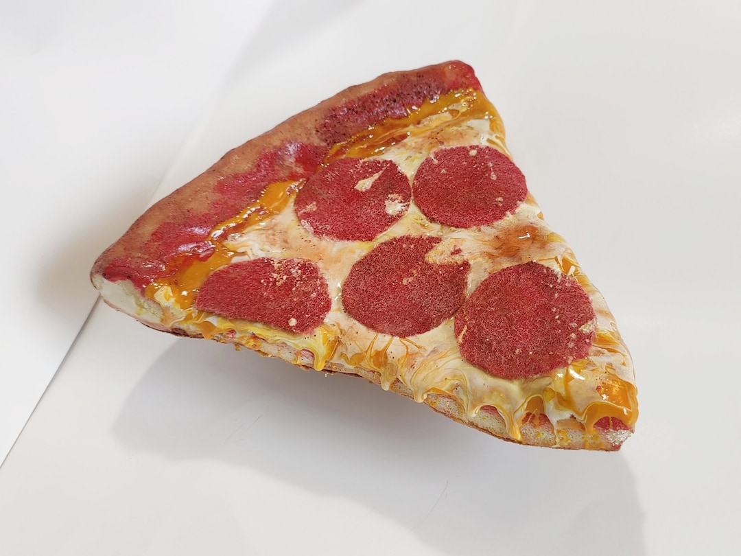 Large 3D Pepperoni Pizza Wall Decor, 3D Fake Food Art, Pizza Prop, Pop ...