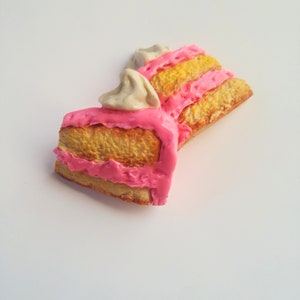 Pink Frosted Cake Pin, Cute Brooch 3D Food Pin, Food Jewelry, Cute ...