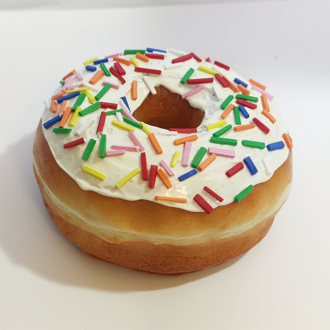 4.5 Inch Realistic Vanilla Sprinkled Donut Wall Decor, 3D Fake Food Art ...