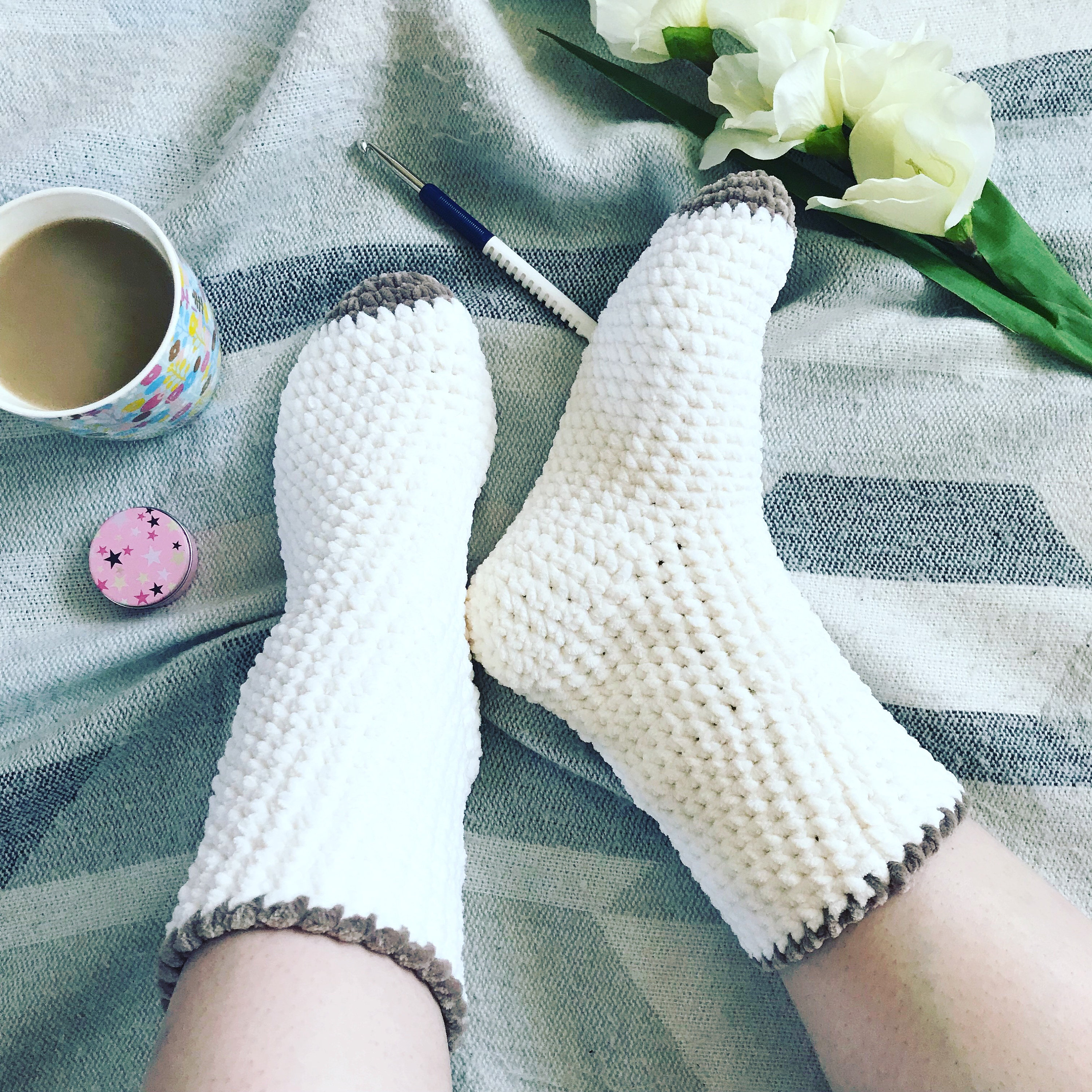 Chenille Bed Socks Crochet Pattern/ Crochet Socks Pattern/ - Etsy Canada