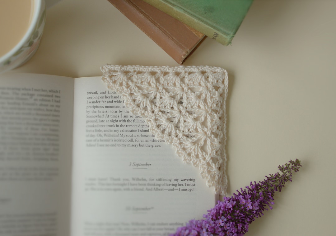 Crochet Corner Bookmark PDF Pattern/ Vintage Lace Crochet Bookmark ...