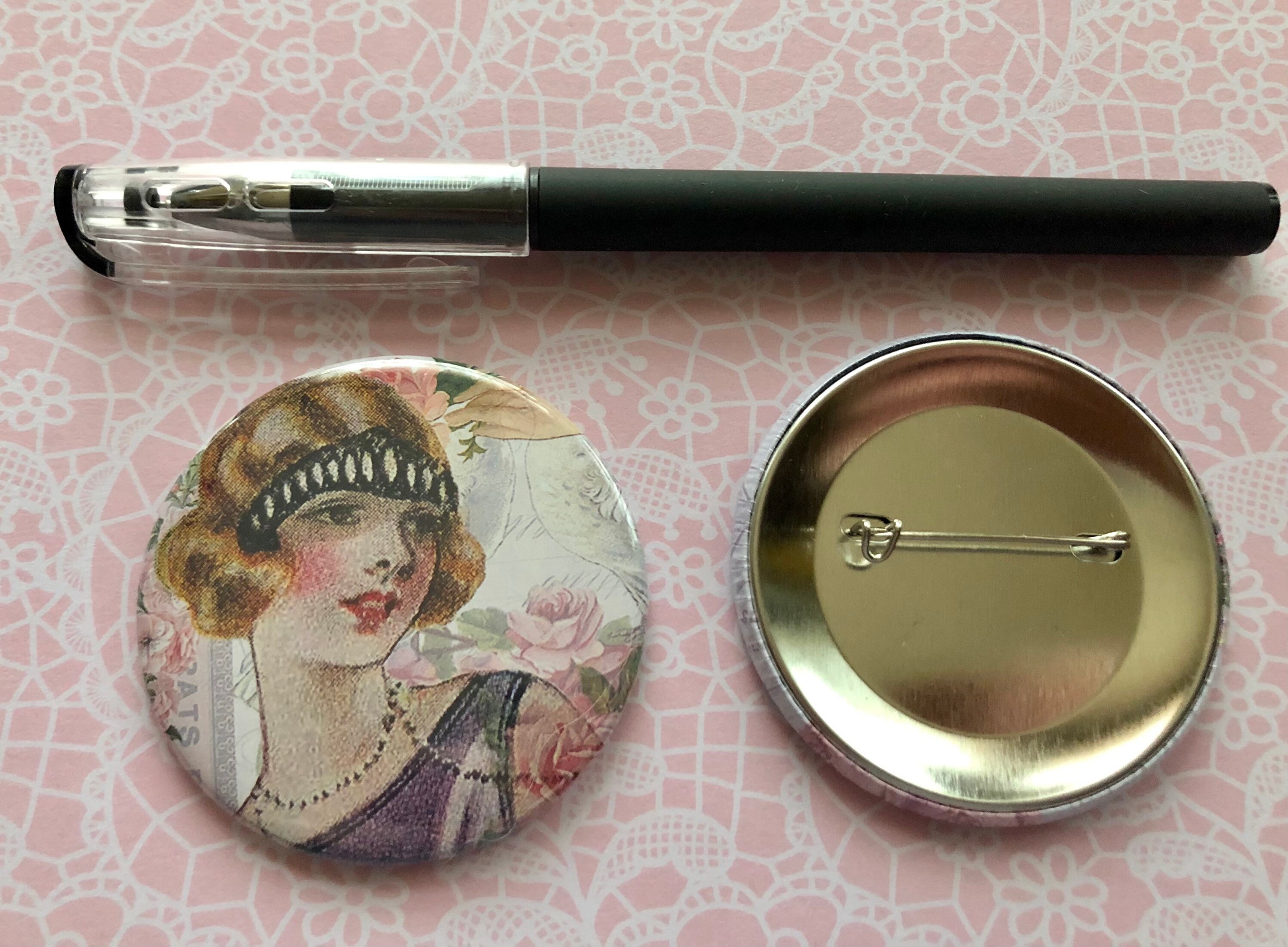 1920s Style Badge. Vintage Style Pretty Badge With a 1920s Lady - Etsy