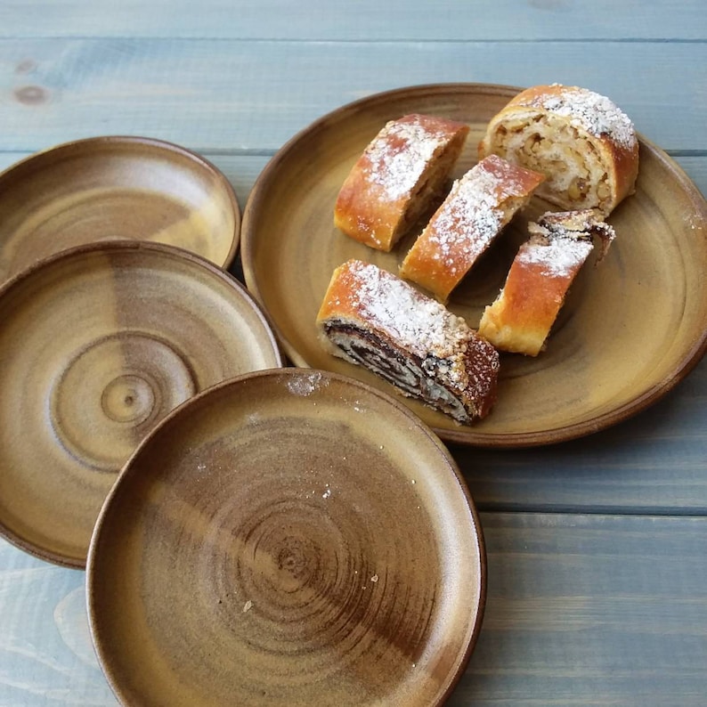 Rustic Pottery, Modern Pottery, Bronze Ceramic Plate, Ceramic Serving ...