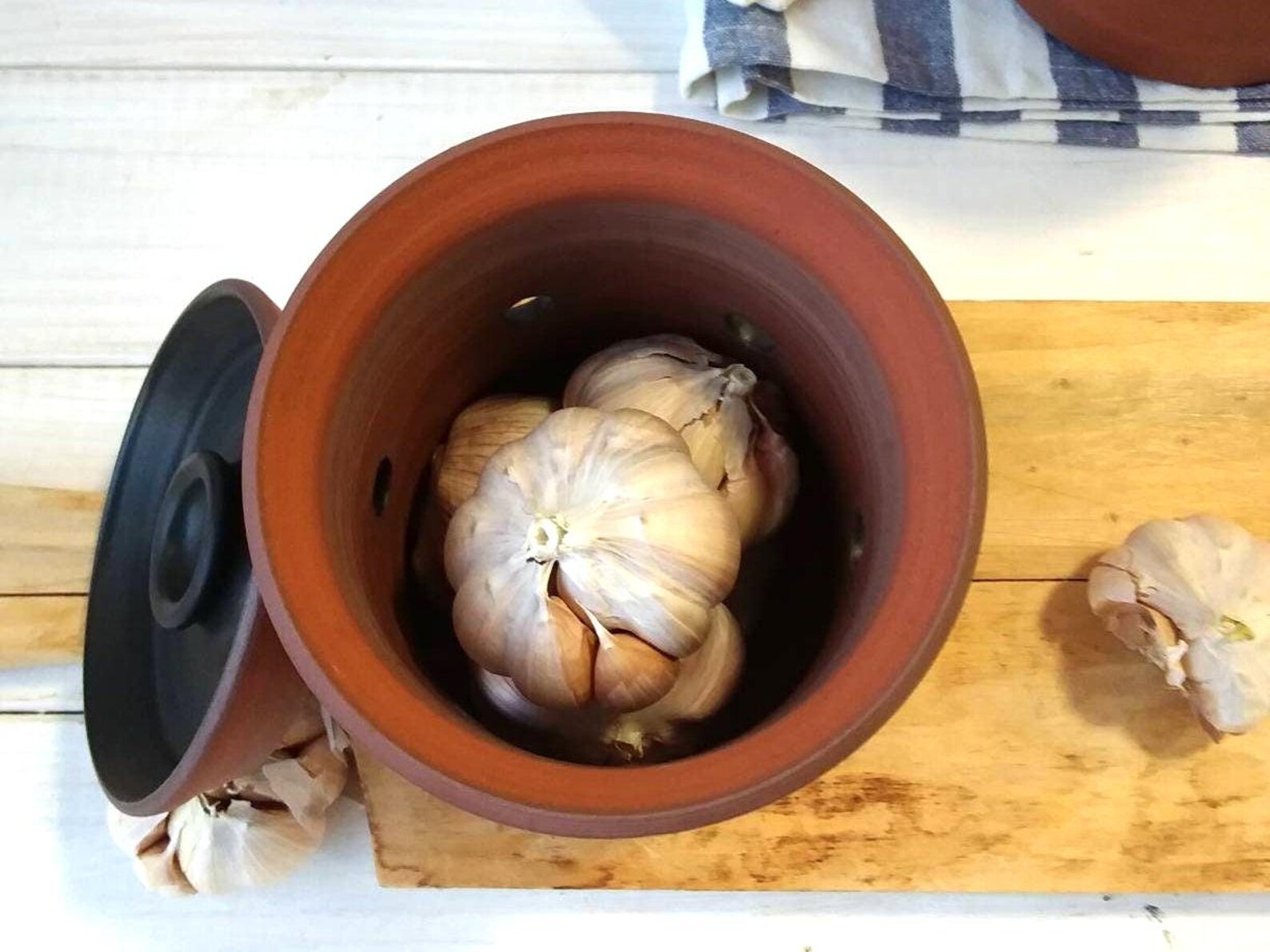 Large Ceramic Garlic Keeper, Terracotta and Black Garlic Crock, Small ...