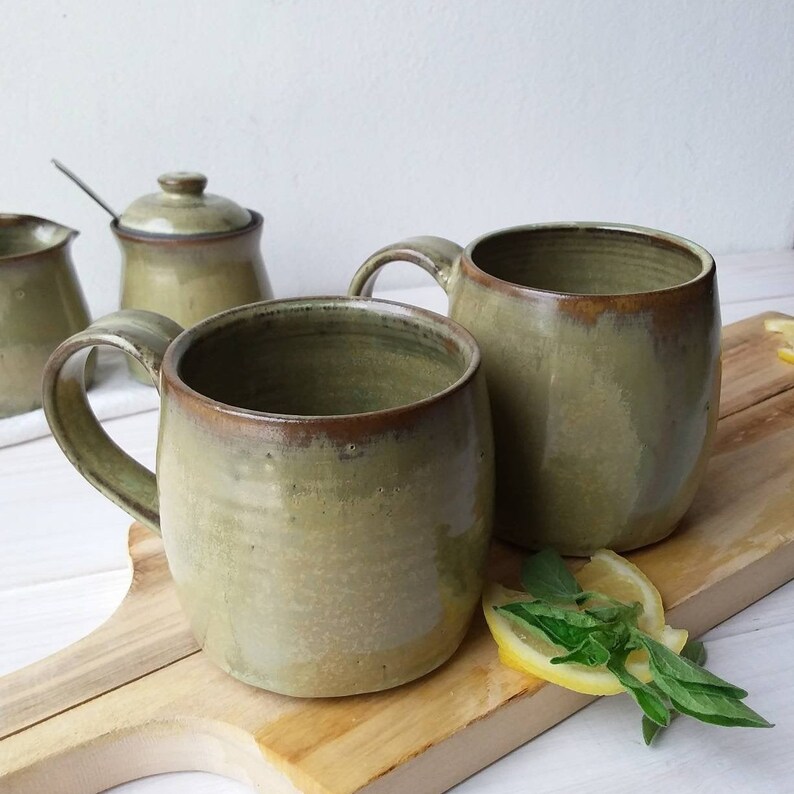 SET OF TWO Green Ceramic Mugs 18 Fl Oz or 20 Fl Oz Green | Etsy