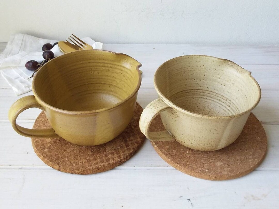Deep Ceramic Mixing Bowl With Handle and Spout, Modern Gold or Beige ...