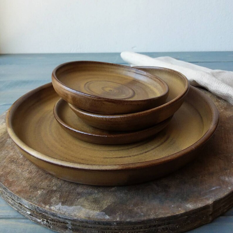 Rustic Pottery, Modern Pottery, Bronze Ceramic Plate, Ceramic Serving ...