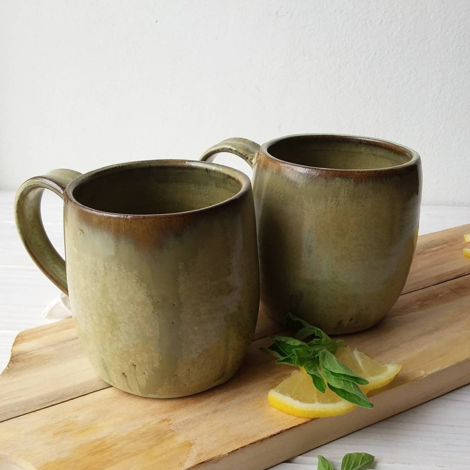 SET OF TWO Green Ceramic Mugs 18 Fl Oz or 20 Fl Oz Green | Etsy