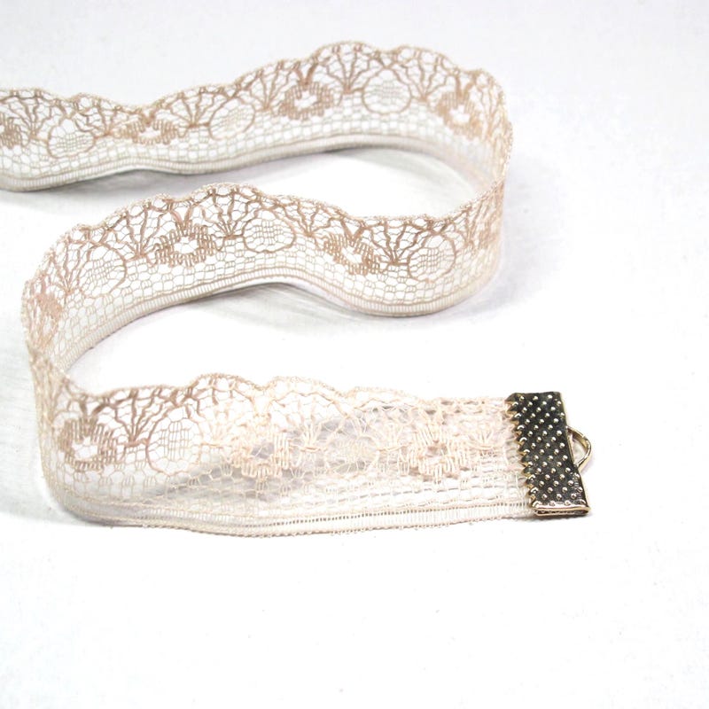 Nude Collars - Etsy