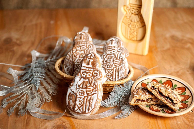 Cookie mold Saint Nicholas. Handmade carved wood | Etsy