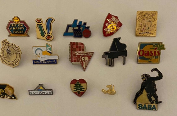 Selection of 15 Old French Metal Stud Pin Badges with… - Gem