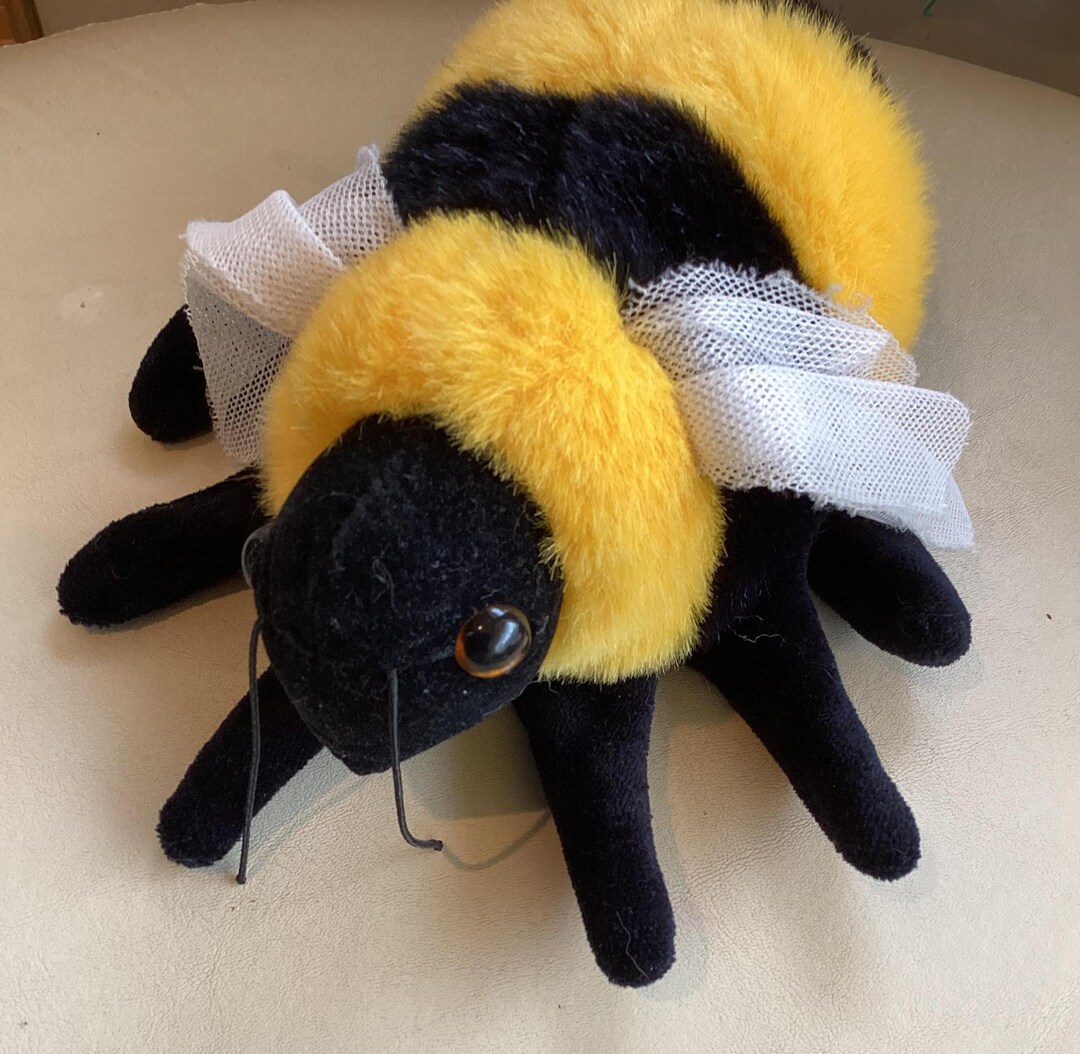 Hand Puppet of a Bumble Bee. Storytelling Prop. Toy - Etsy