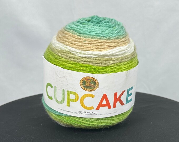 SAND CASTLE Lion Brand Cupcake Yarn Discontinued Lightweight 3 Acrylic ...