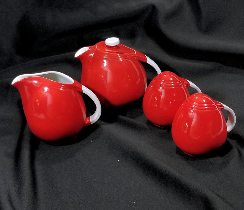 Halls China Sani-grid Pert Chinese Red Set: Teapot Salt & - Etsy