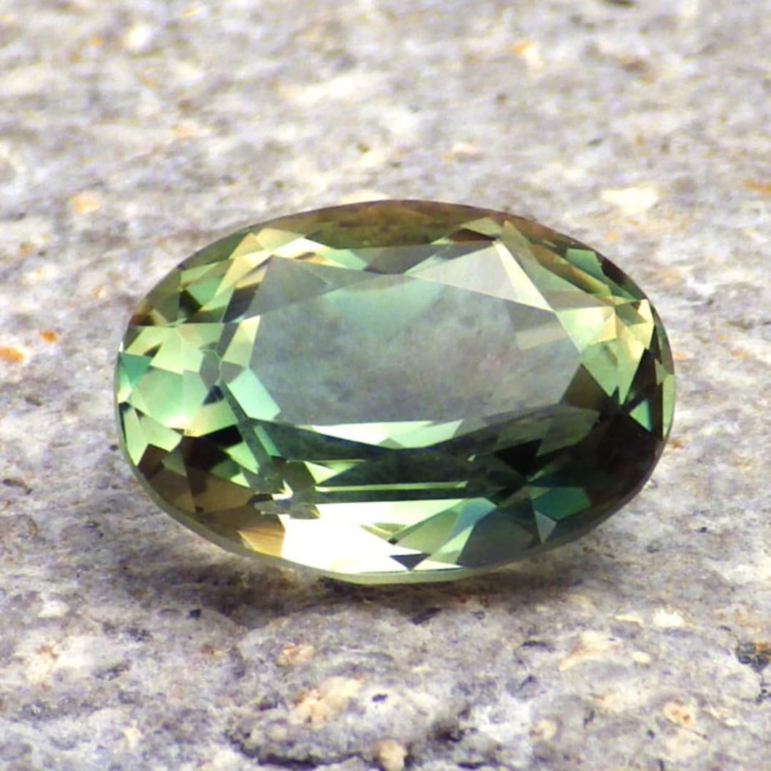 Green Dichroic Oregon Sunstone 4.42 Ct Flawless-for High-end - Etsy
