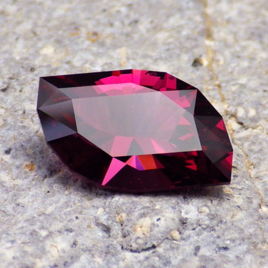 Pyralspite Umbalite Garnet-E. Africa 5.05 Ct Clarity SI1-Hot | Etsy