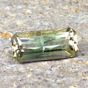 Seafoam Green Oregon Sunstone 3.81 Ct Flawless-for Unique Jewelry-rare ...