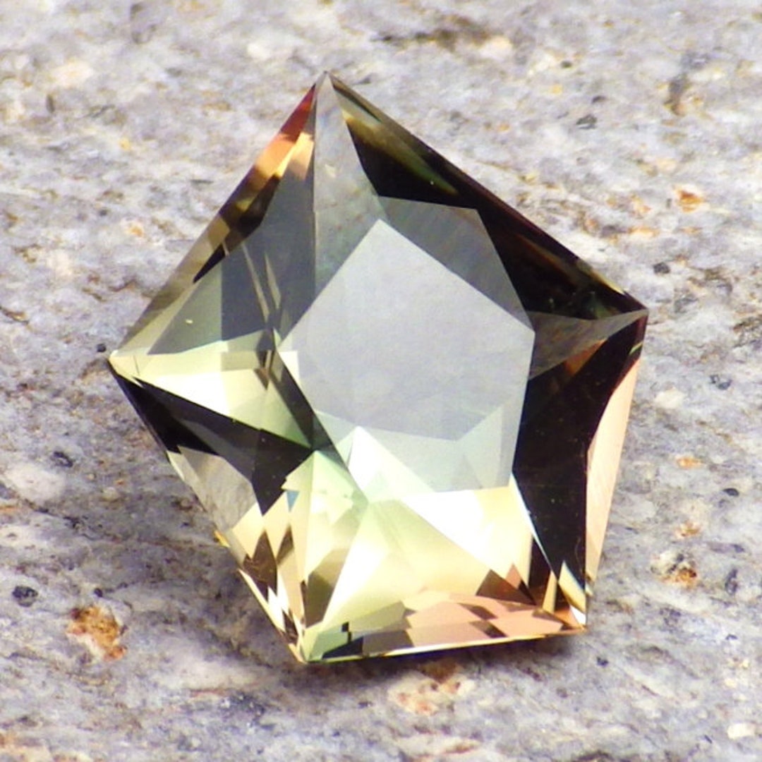 Green-copper-peachy Dichroic Oregon Sunstone 4.04 Ct Flawless-from Our ...