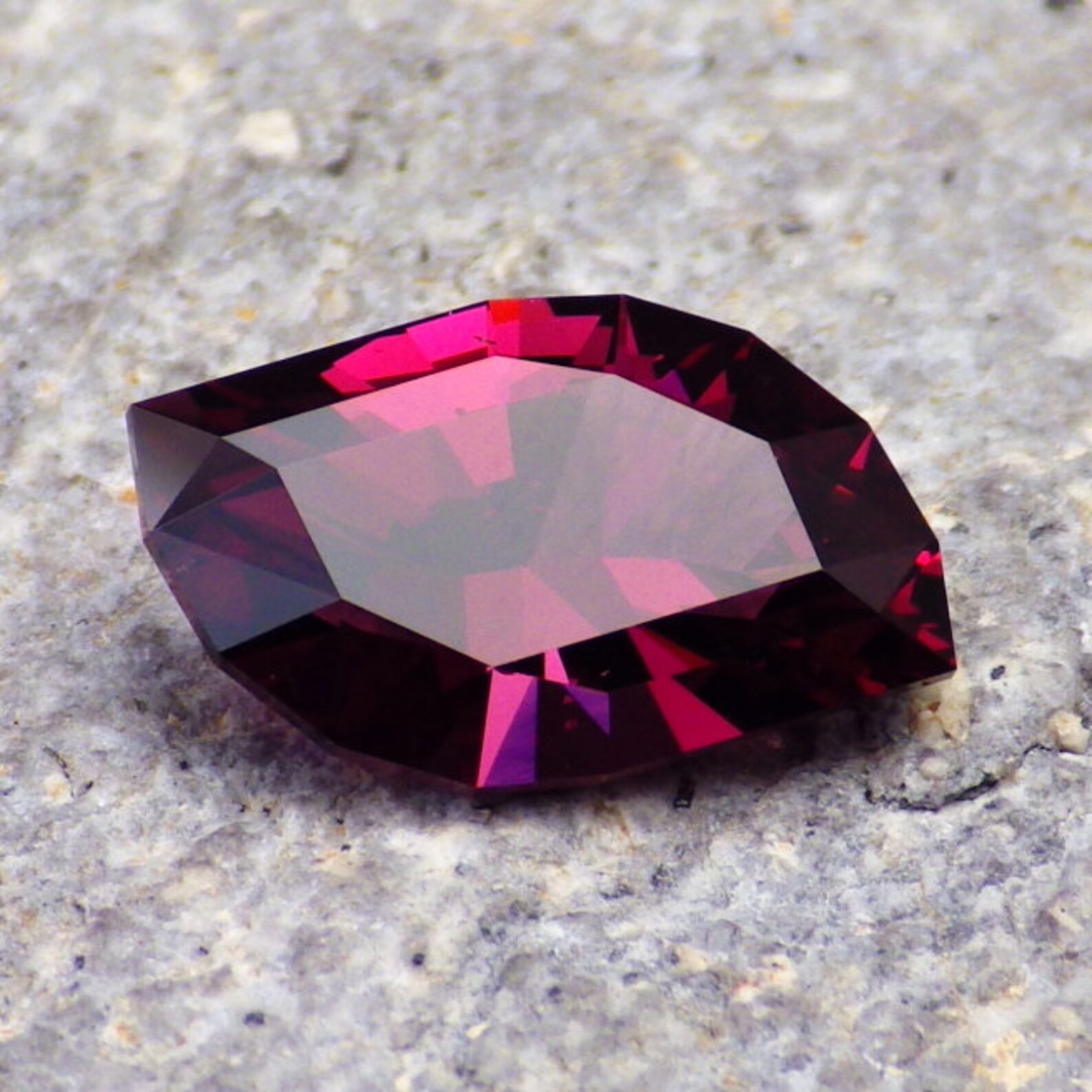 Pyralspite Umbalite Garnet-e. Africa 5.05 Ct Clarity Si1-hot - Etsy