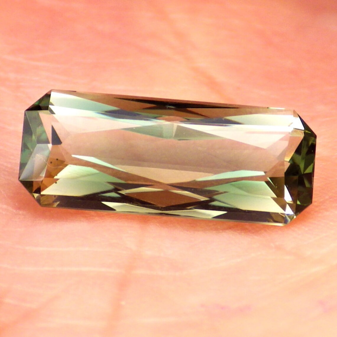 Green Oregon Sunstone 6.97 Ct Flawless-from Pana Mine-top | Etsy