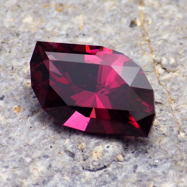 Pyralspite Umbalite Garnet-e. Africa 5.05 Ct Clarity Si1-hot - Etsy