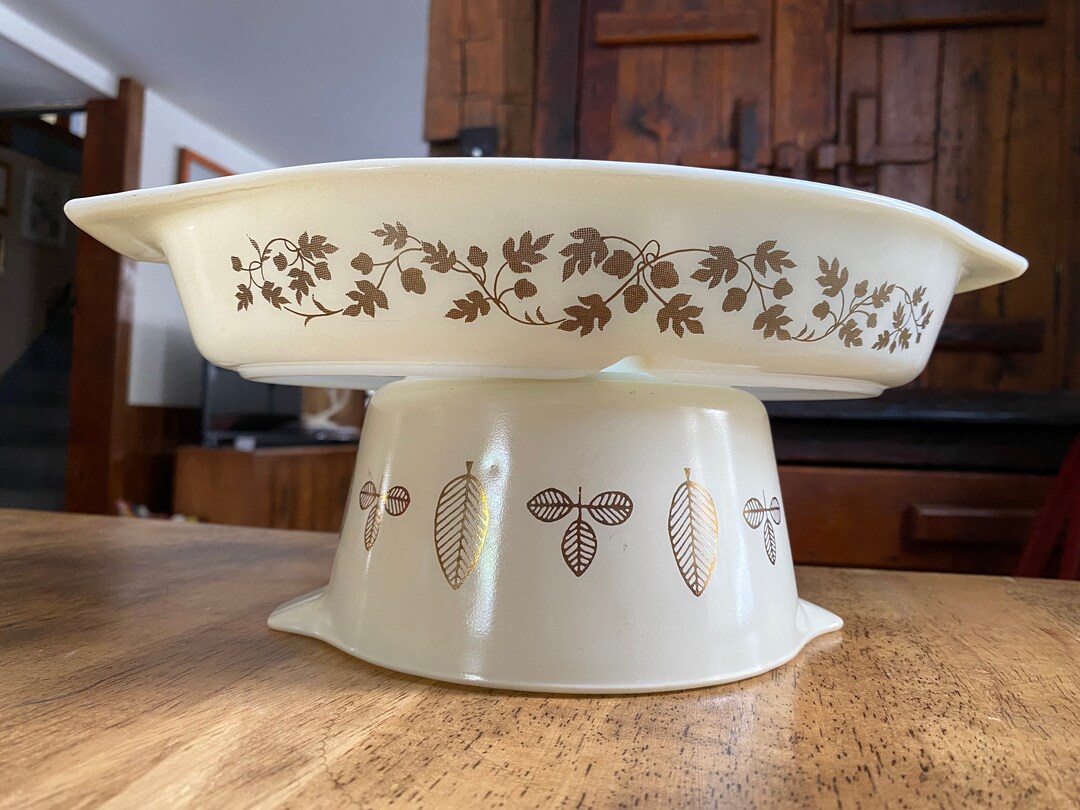 Vintage Pyrex Bakeware. Choose Either Divided Casserole in Gold Acorn ...