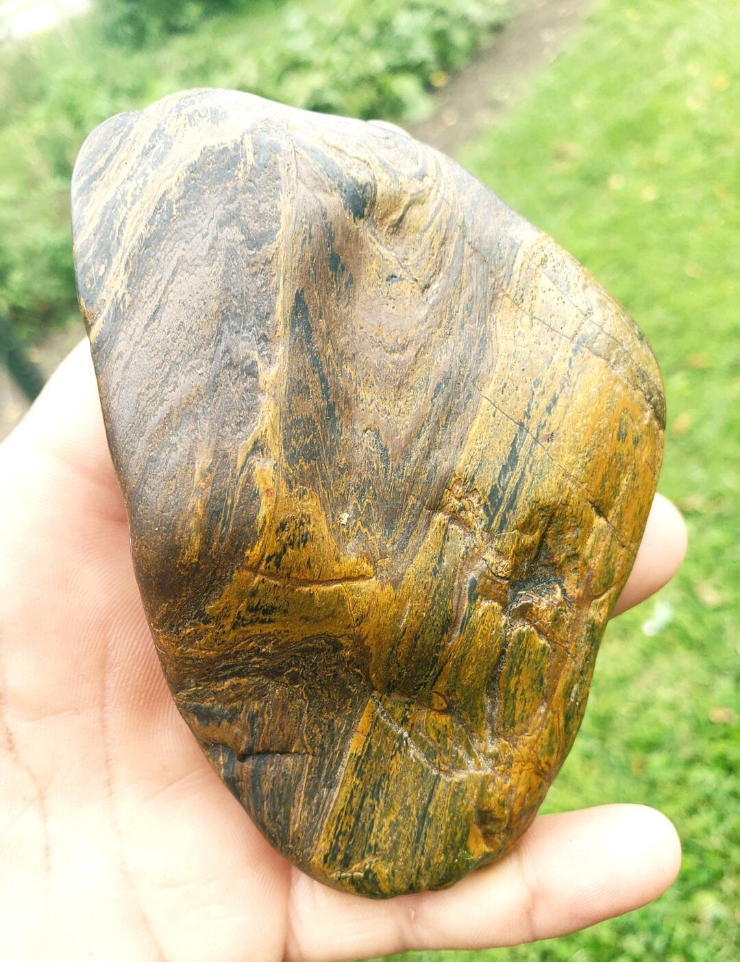 K.40 Magnetic Banded Ironstone Genesis Stone WYOMING BIF Hematite ...