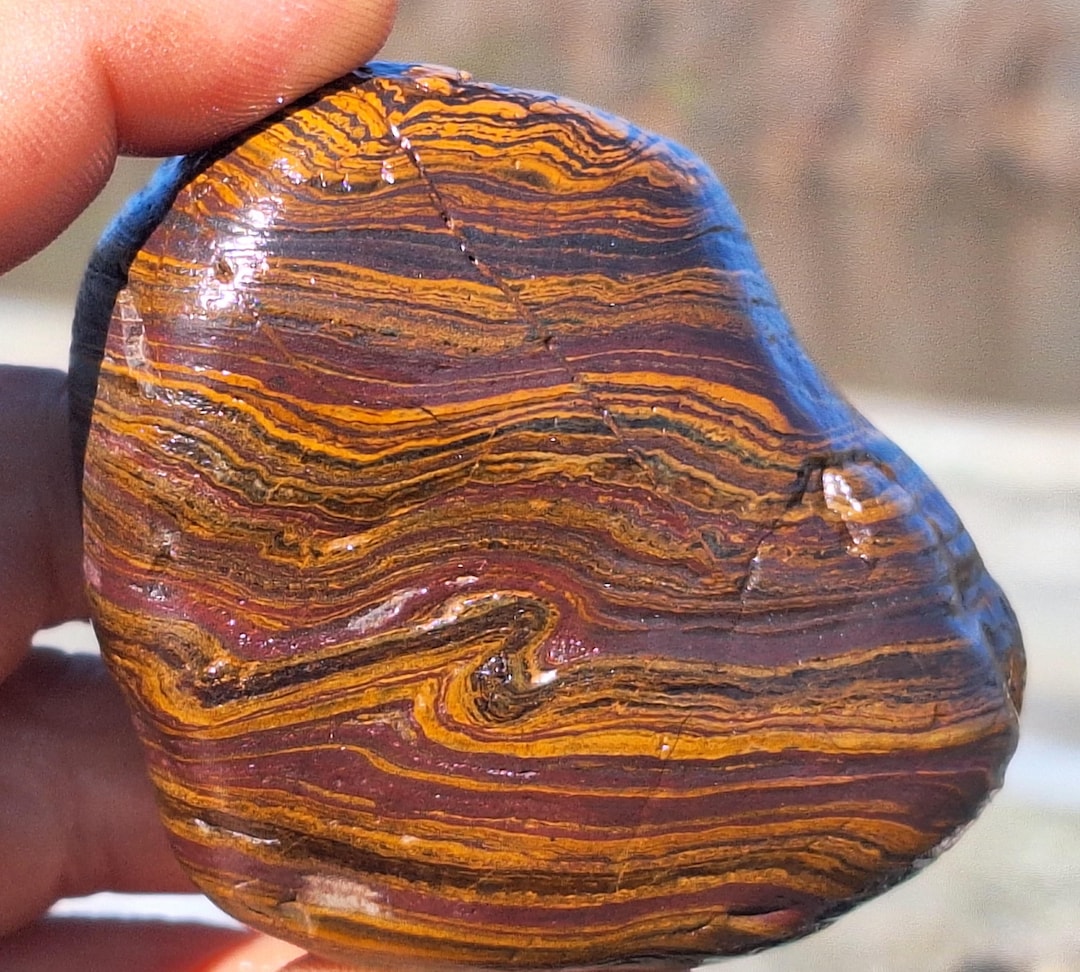 GENESIS Stone Wyoming Banded Ironstone Formation BIF Magnetic Iron ...