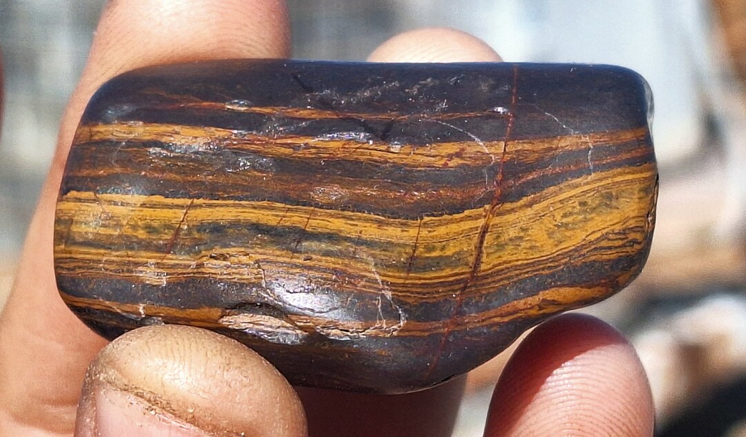 C8 MAGNETIC Genesis Stone Wyoming BIF Banded Ironstone Magnetite ...