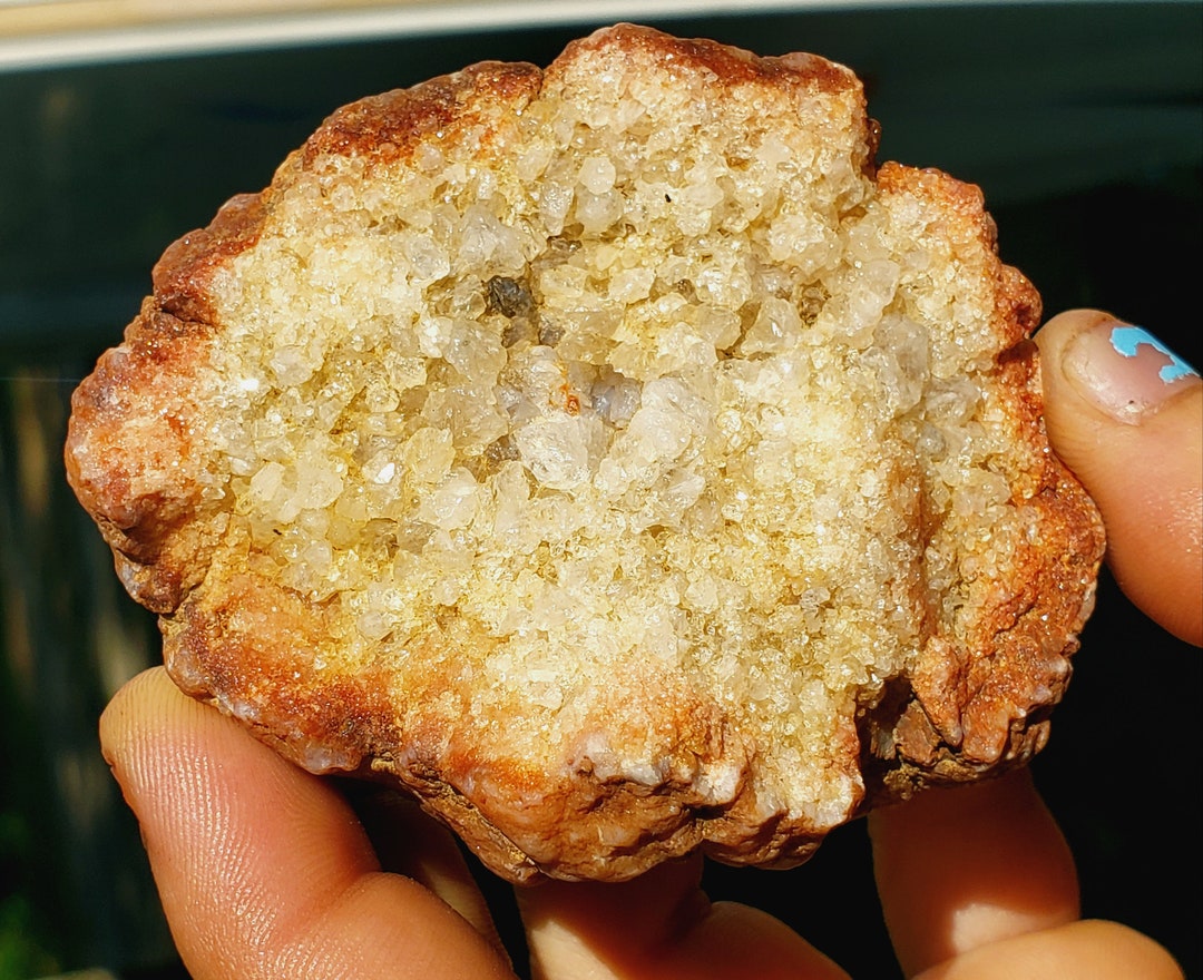 G8 Red White Quartz Nodule Geode Indiana Brown County Geodized ...